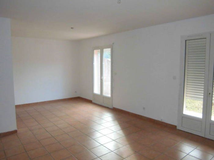 Est, Saint-Martin-de-Valgalgues : Maison 4 pièces à louer