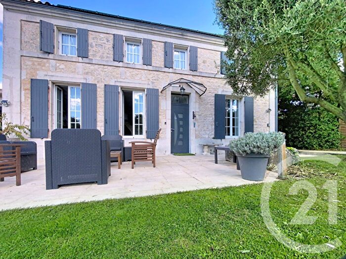 Tonnay-Charente - Maison 7 pièces à vendre