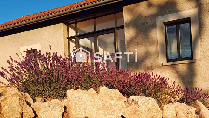 Maison à vendre - Saint-Priest-des-Champs - 11 pièces - 8 chambres