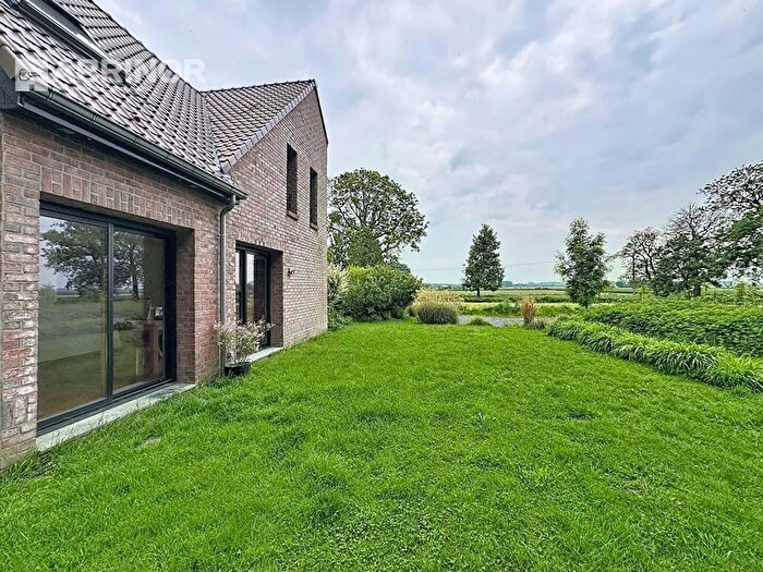 Maison 4 pièces à Camphin-en-Pévèle, à vendre