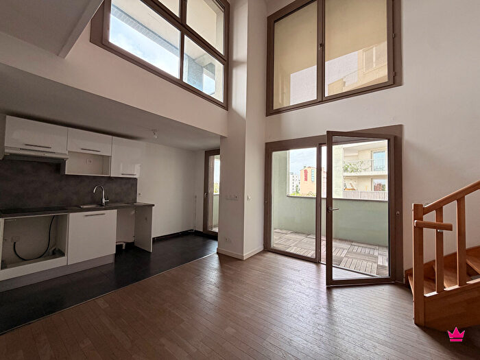 Appartement 4 pièces à Lyon 8ème, Monplaisir, à vendre