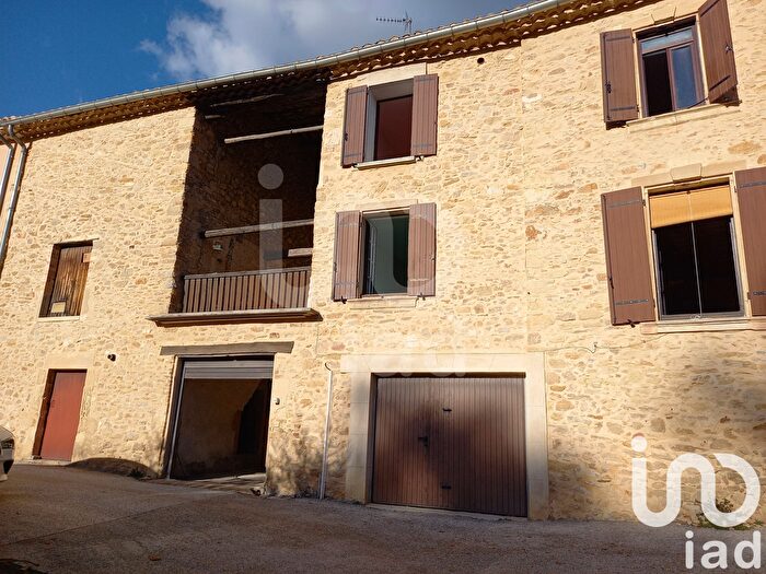 Maison à vendre - Saint-Marcel-de-Careiret - 6 pièces - 4 chambres