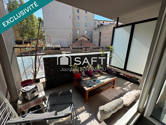 Marseille 2ème, Grands Carmes : Appartement 3 pièces à vendre