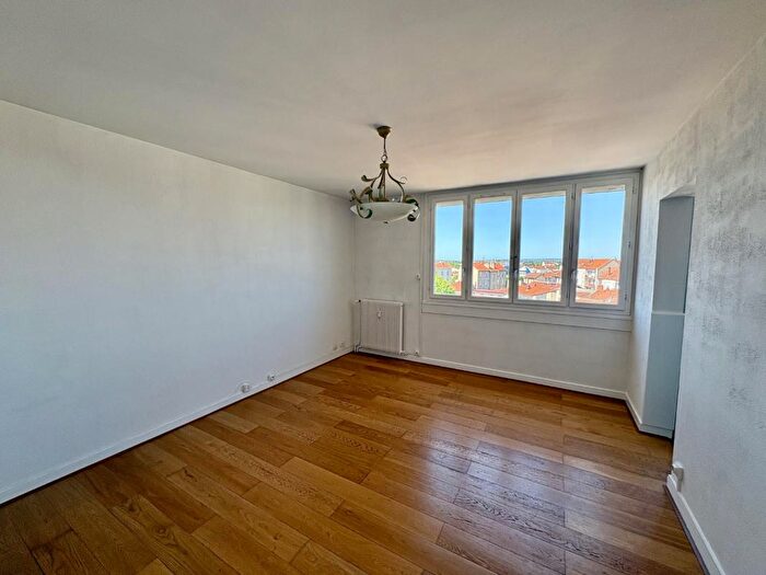 Roanne, Gare : Appartement 2 pièces à louer