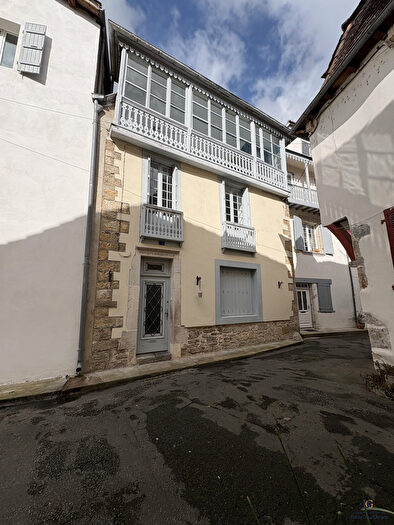 Maison à louer - Salies-de-Béarn - 4 pièces - 2 chambres