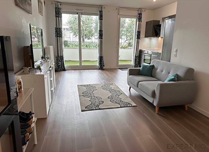 Appartement à vendre - Créteil - 3 pièces - 2 chambres