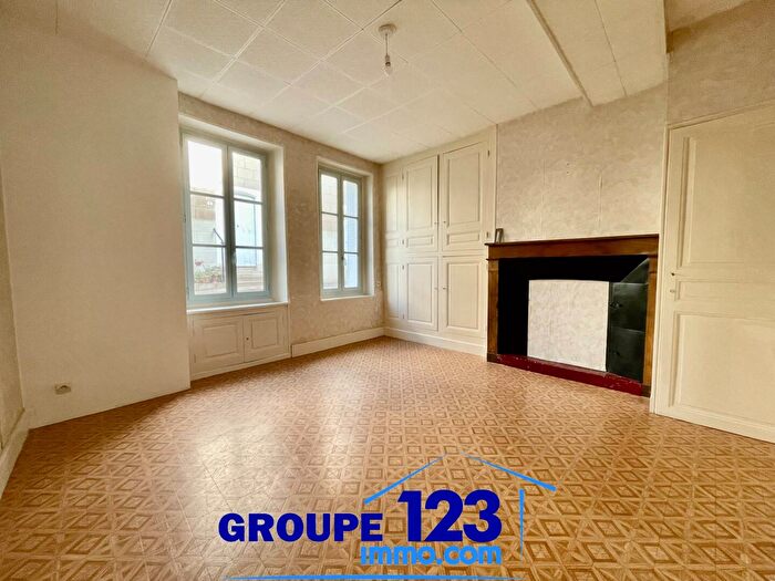 Irancy : Maison 4 pièces à louer