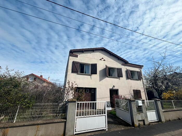 Maison 6 pièces à Issoire, Pré rond, Listes, à vendre