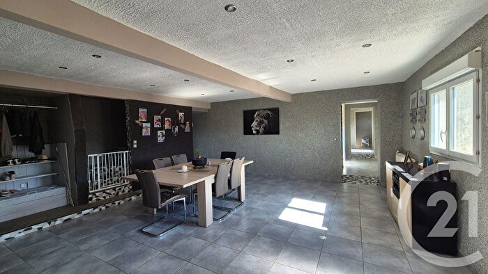 Maison à vendre - Vernoux - 6 pièces - 4 chambres