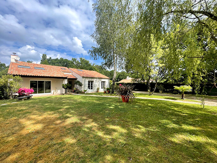 Basse-Goulaine : Maison 9 pièces à vendre