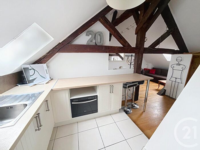 Appartement à louer - Orléans, Bannier, République - 1 pièce