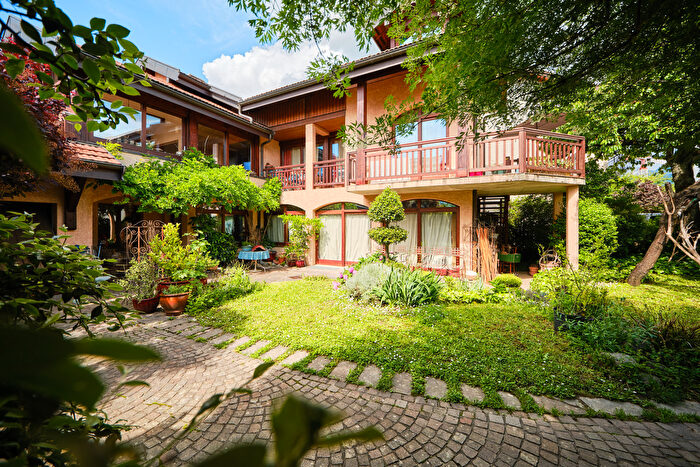 Maison à vendre - Annecy-le-Vieux, Annecy-le-Vieux Nord - 7 pièces - 6 chambres