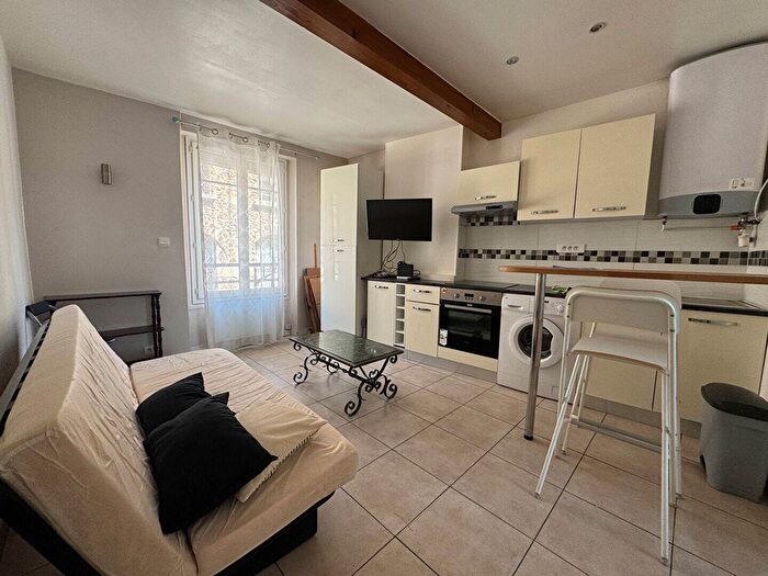 Appartement à louer - Nogent Village-Centre Ville, Nogent-sur-Marne - 2 pièces - 1 chambre