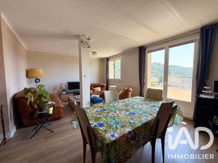 Jean-Moulin, Vienne : Appartement 3 pièces à louer