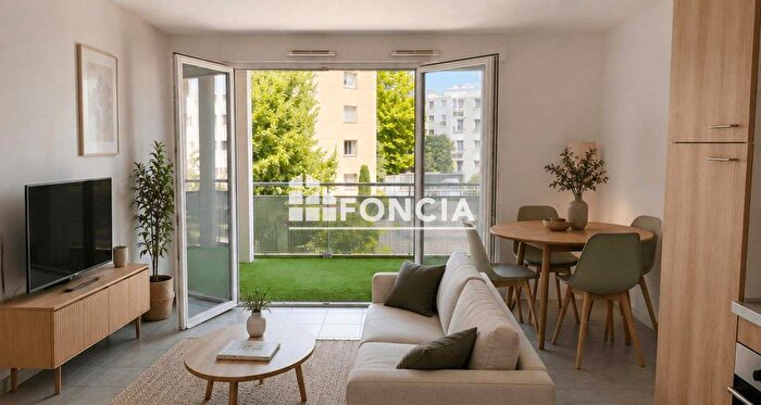 Vaux de Rome, Villejuif : Appartement 3 pièces à louer