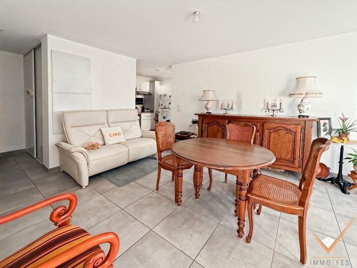 Appartement à vendre - Eaunes - 2 pièces - 1 chambre