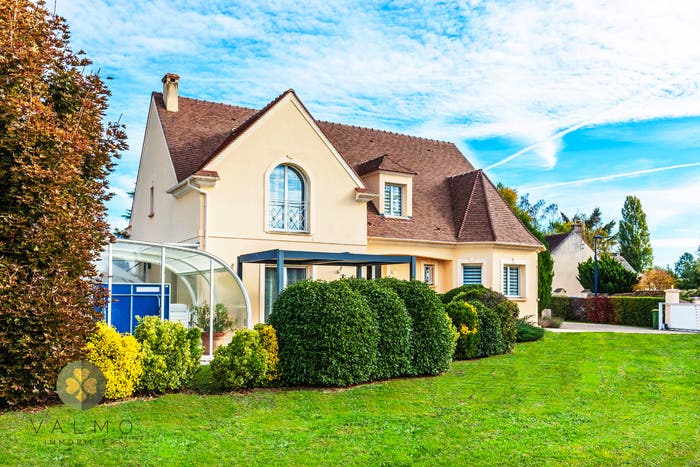 Maison 6 pièces à vendre - Civry-la-Forêt
