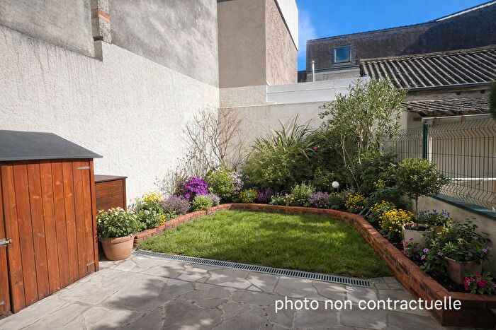 Maison à vendre - Tours, Febvotte - 5 pièces - 3 chambres