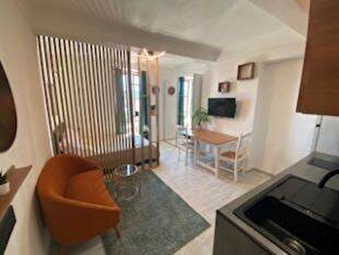 Appartement à louer - Vallauris - 1 pièce