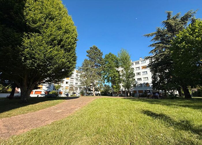 Appartement 3 pièces à vendre - Le Plessis-Trévise, Centre-ville, Orly Parc