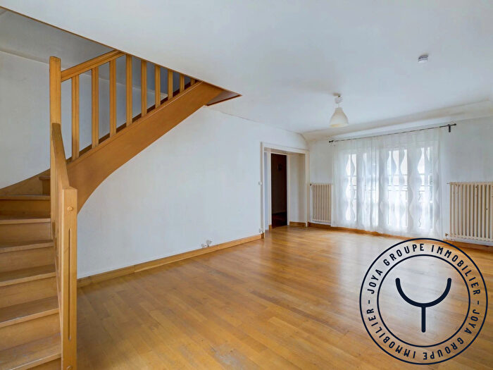 Nogent-sur-Seine : Appartement 7 pièces à vendre