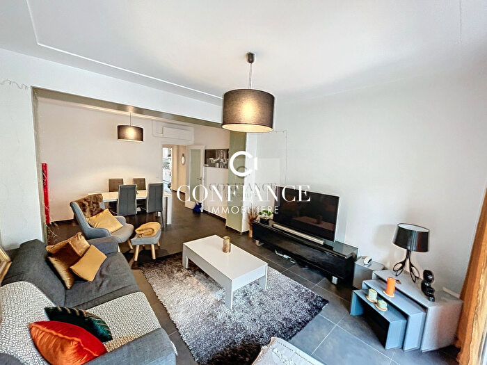 Nice, Carabacel : Appartement 3 pièces à louer