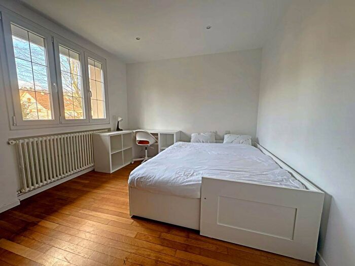 Appartement à louer - Haut Guichet-Centre Ouest, Orsay - 1 pièce