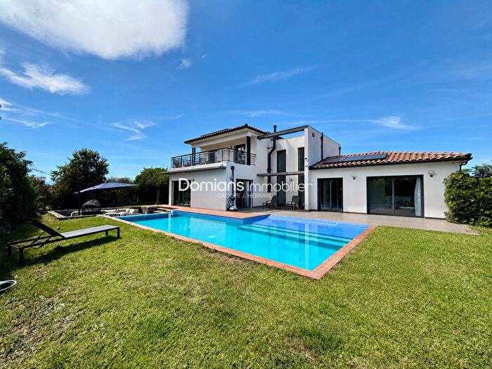 Maison 6 pièces à vendre à Saint-Cyprien, Village, Zone d'Activité