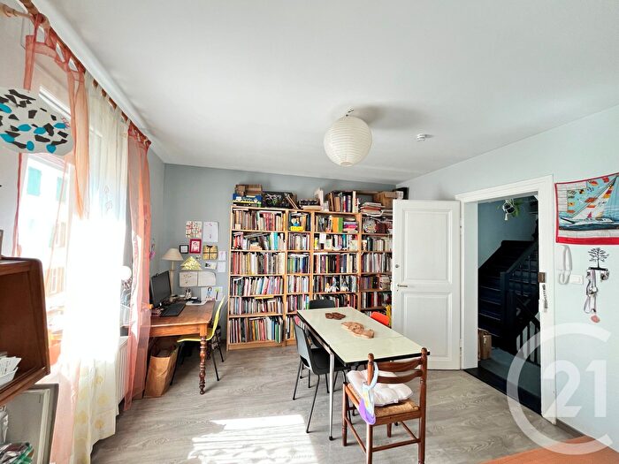 Appartement 4 pièces à Strasbourg, Cronenbourg, à vendre