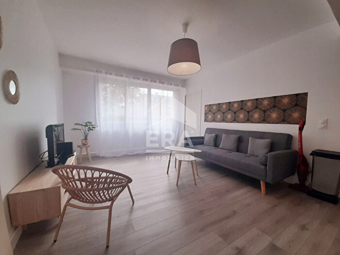 Pau, Pau Nord : Appartement 5 pièces à louer