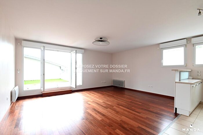 Appartement à louer - Nanterre, Parc Sud - 3 pièces - 2 chambres