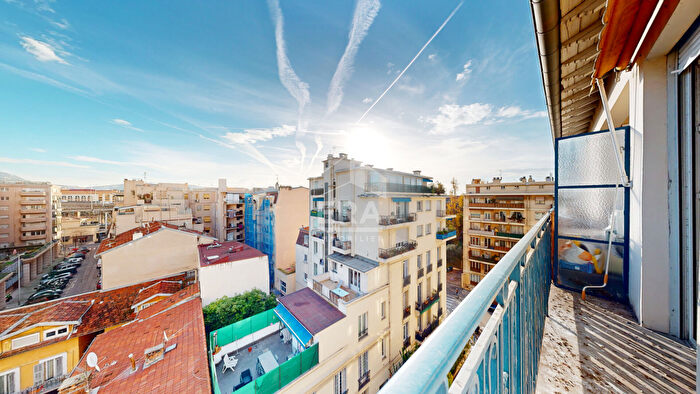 Appartement 2 pièces à Nice, Parc Impérial, Le Piol, à vendre
