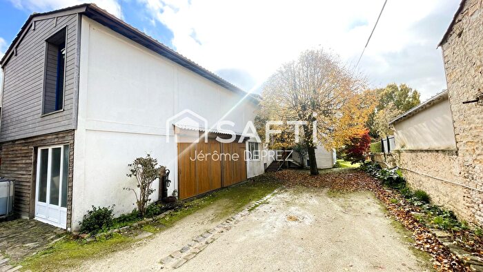 Maison à vendre - Chantonnay - 10 pièces - 4 chambres