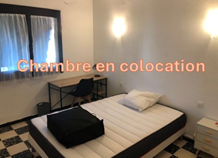 Appartement à louer - Perpignan, Les Remparts - 1 pièce - 1 chambre
