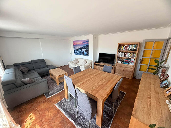 Arles, Trébon : Appartement 4 pièces à vendre