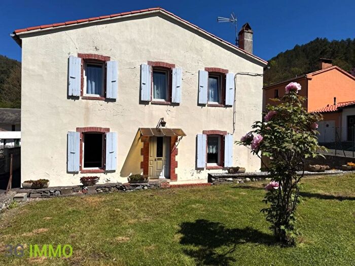 Maison 6 pièces à vendre à Axat