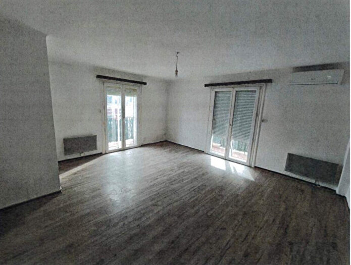 Appartement à louer - Céret - 3 pièces - 2 chambres