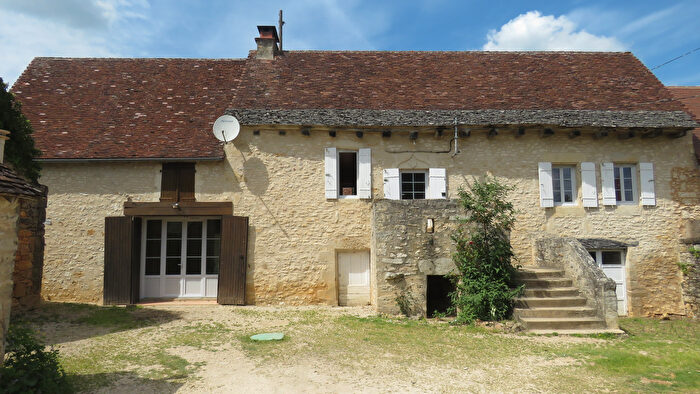 Cherveix-Cubas - Maison 5 pièces à louer