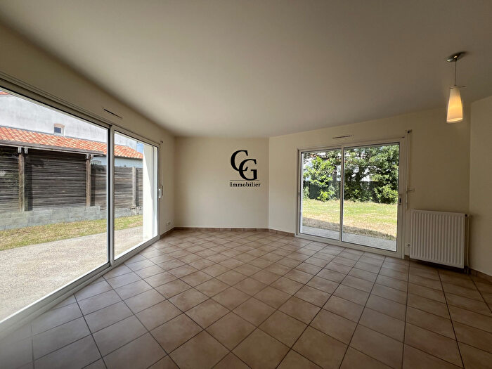 Maison à louer - Saint-Sébastien-sur-Loire, Est - 4 pièces - 3 chambres