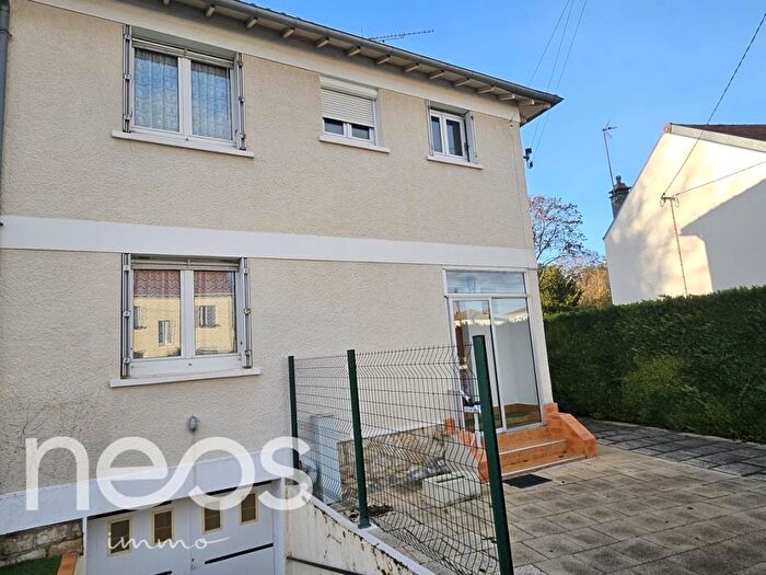 Maison à vendre - Bourges, Centre-ville, Charlet, Lahitolle, Pignoux, Sembat - 4 pièces - 3 chambres