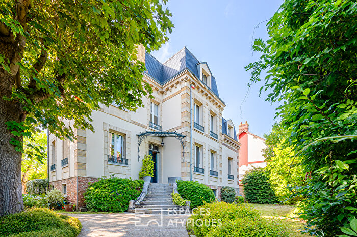 Maison 10 pièces à vendre à Mantes-la-Jolie, Centre-ville