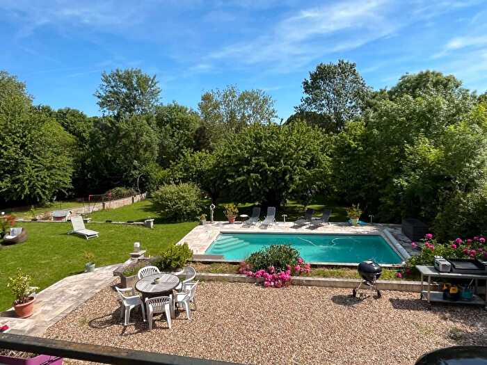 Auxerre, Piedalloues, La Noue : Maison 7 pièces à vendre