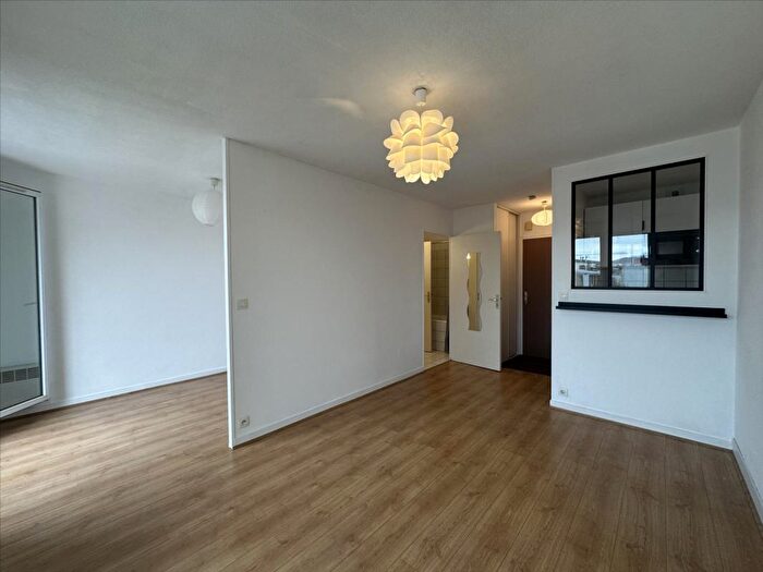 Appartement à louer - Clermont-Ferrand, Vallières, Sallins, Poncillon - 2 pièces - 1 chambre