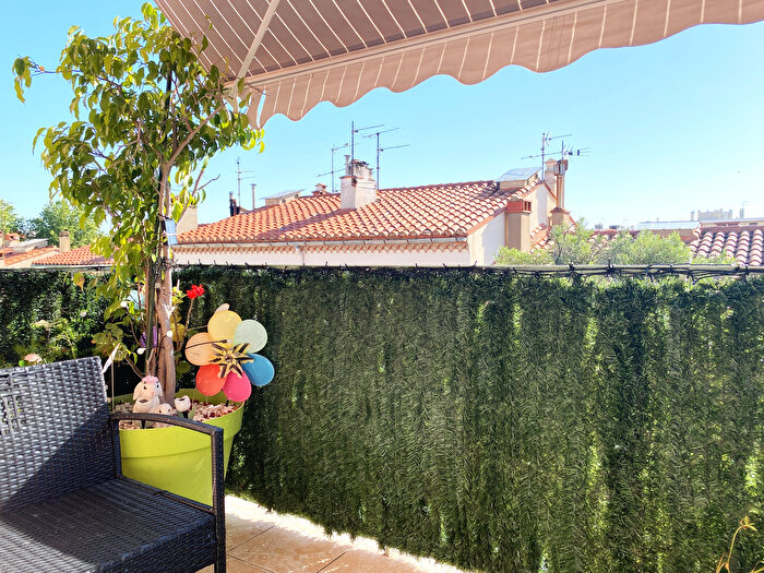 Appartement 4 pièces à Perpignan, Les Remparts, à vendre