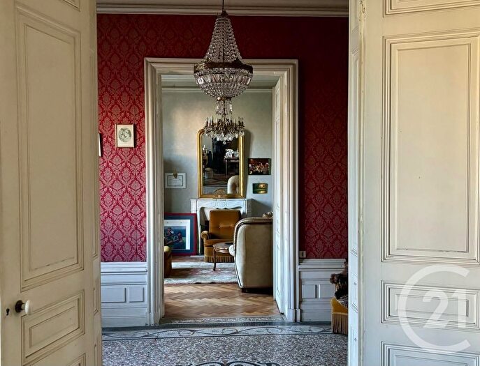 Maison à vendre - Châtellerault, Sud Ouest - 10 pièces - 6 chambres