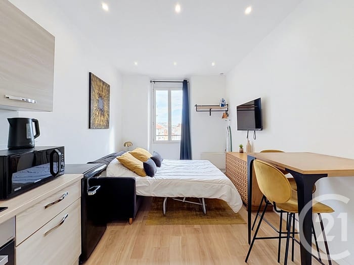 Appartement 1 pièce à Cannes, Prado, République, à louer