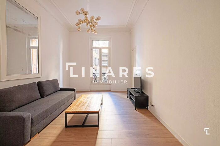 Appartement à vendre - Marseille e  - 4 pièces - 2 chambres