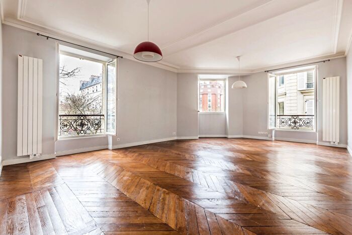 Appartement 4 pièces à vendre à Paris 17ème, Ternes, Maillot