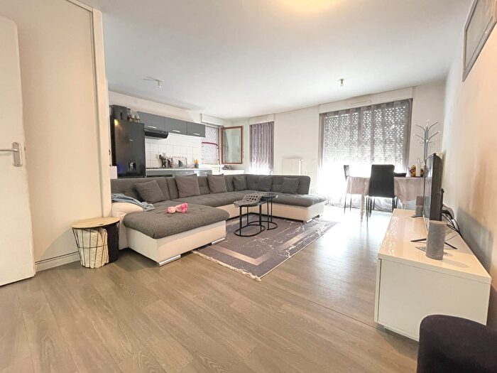 Appartement à vendre - Lille - 4 pièces - 2 chambres