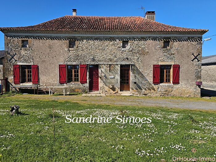 Maison à vendre - Mauprévoir - 5 pièces - 3 chambres